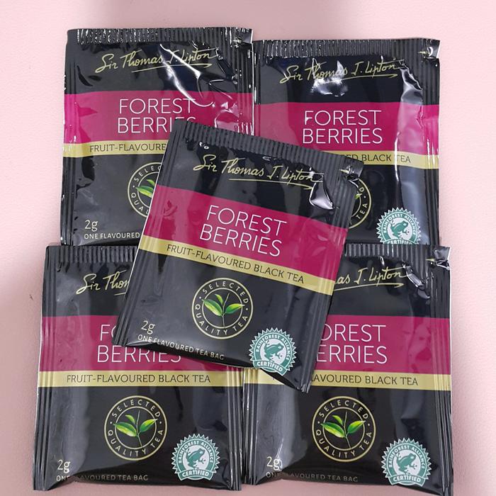 Jual Sir Thomas J Lipton Forest Berries Tea Enveloped Teh Celup Sachet ...