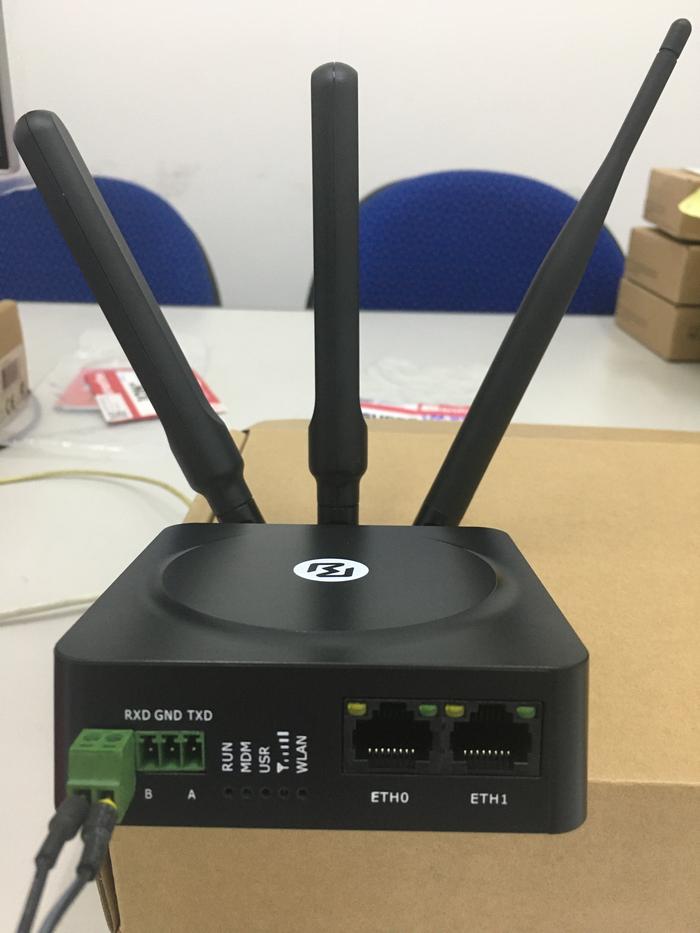 Jual Robustel R1511-4L 4G Router with RS485 Dual Ethernet Port ...