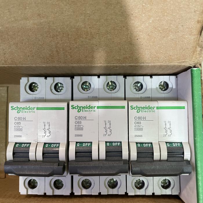 Jual Mcb Schneider C60H C60N 2P 63A 2Pole C63 Original - Jakarta Pusat ...