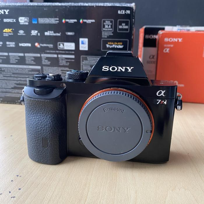 Jual kamera mirrorless sony A7R Body Only fullshet box bukan A7 A7II ...