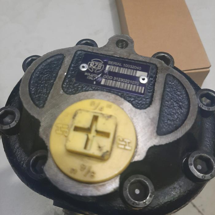 Jual HYDROLIC GEAR PUMP PZB COD 31230221070 - Jakarta Barat - ANEKA ...