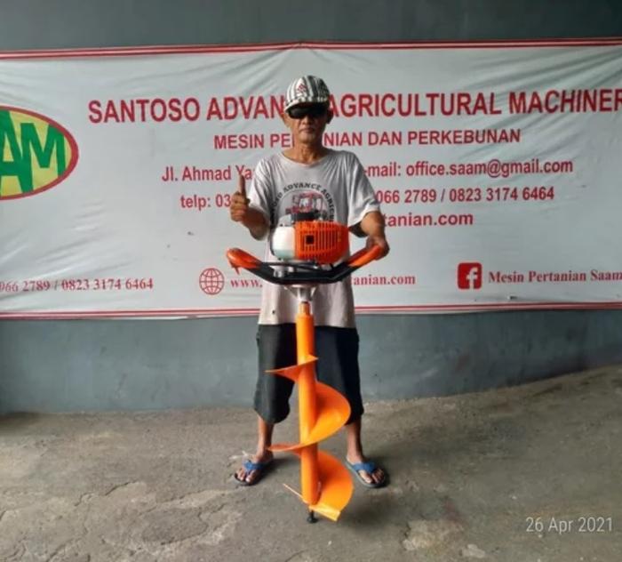 Jual Earth Auger - Mesin Bor Tanah 2T - 52CC - mata bor diameter 30 CM ...