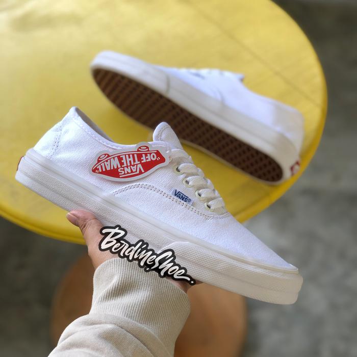 Sepatu Vans Authentic