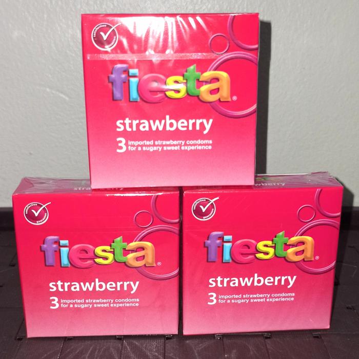 Jual Kondom Fiesta Strawberry isi 3 pcs - Kab. Karawang - uhymart ...