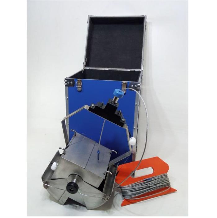 Jual EKMAN GRAB SAMPLER LEG-150SC Bottom Grab Sampler PROTIRTA - Kab ...