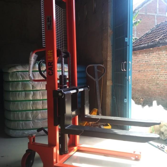 Jual STACKER MANUAL CAP 2 TON LIFT 1.6 M / HAND LIFTER CAP 2 TON LIFT 1 ...