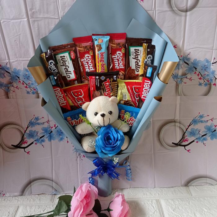 Jual BUCKET SNACK SIDANG WISUDA ULTAH (bisa custem warna kertas sesuai ...