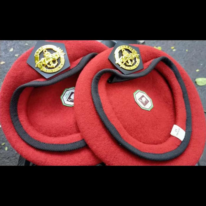 Jual baret kopaska beserta emblenya - Kota Surabaya - tokomustofa-2 ...