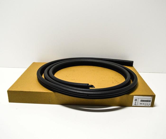 Jual Original BMW E46 Sedan Weatherstrip Karet Seal Body Pintu Depan ...