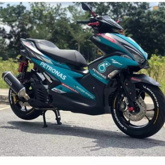 Jual Angkasa decal- decal sticker stiker aerox motif Petronas - Kab ...