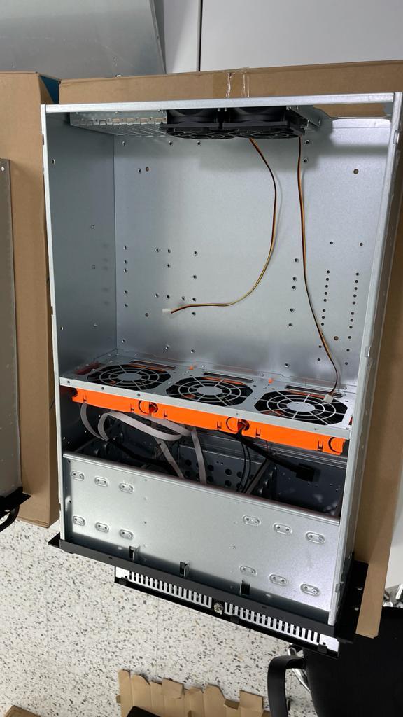 Jual Ic4008 - Case Rackmount 4u 8 Bays Hdd Sata 2 Bays Internal ...