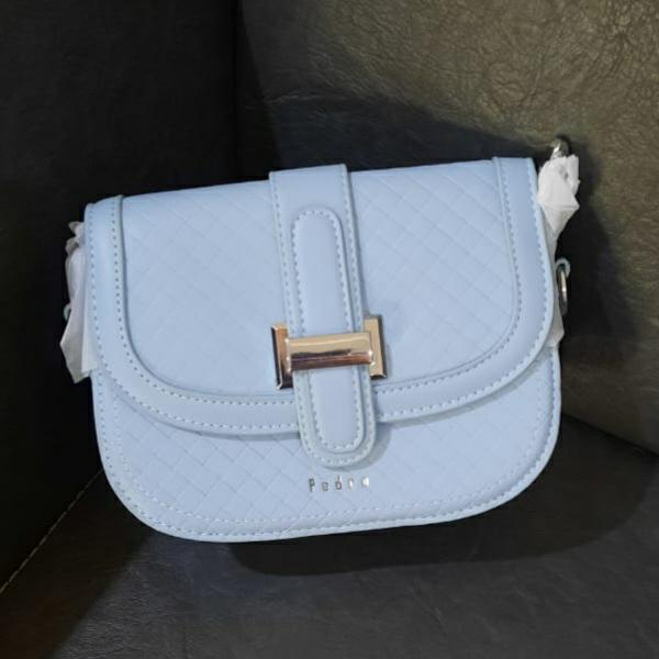 Jual tas pedro original grade import 241162212 - Kota Surakarta ...