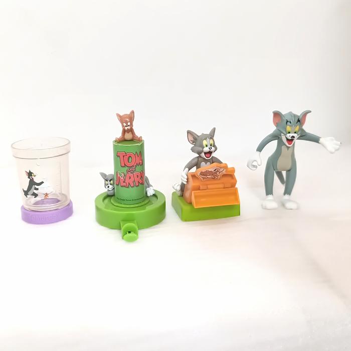 Jual Happy Chaki kids meal figure tom n jerry mcd + kfc - Kota Makassar ...