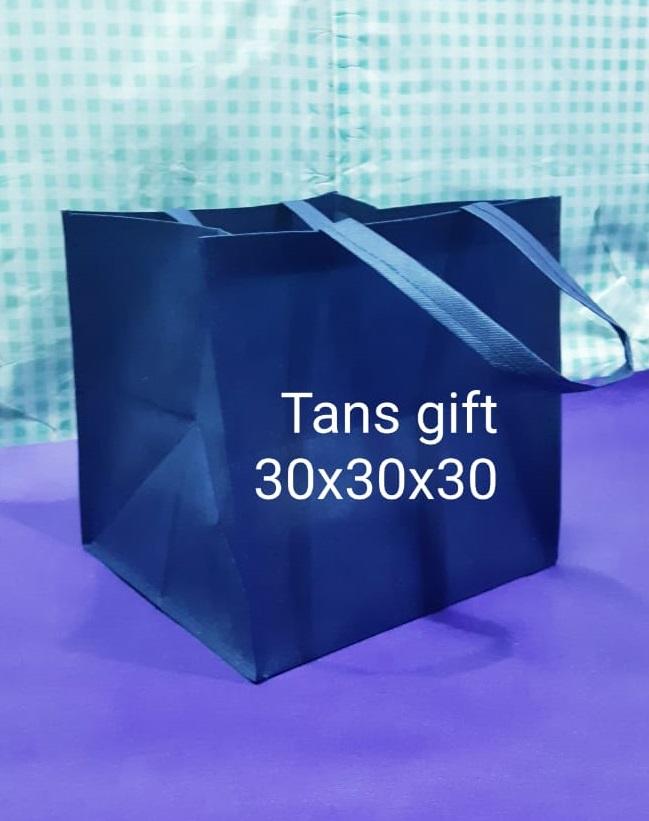 Jual Goody Bag Spunbond Ukuran Kotak TxPxL = 30X30X30 - Hitam - Kab ...