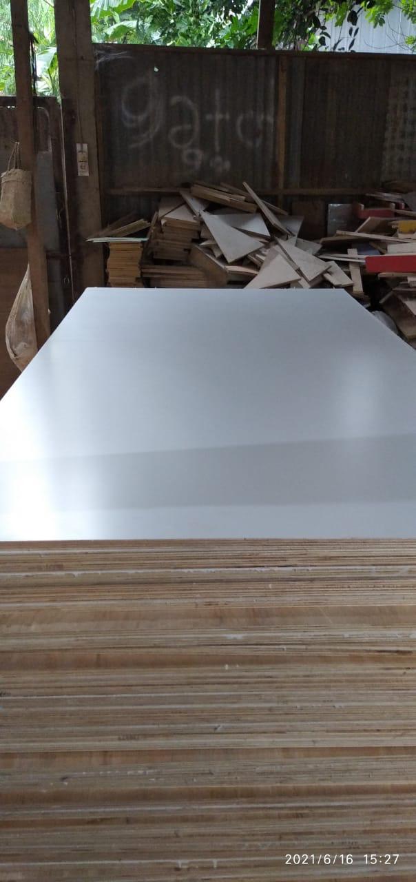 Jual Triplek Melamin 18mm SF Tripmil 18mm SF Tripmin 18mm SF - Kab ...