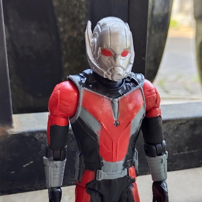 Jual Marvel Avengers Action Figure Ant Man - Merah - Kota Surabaya ...