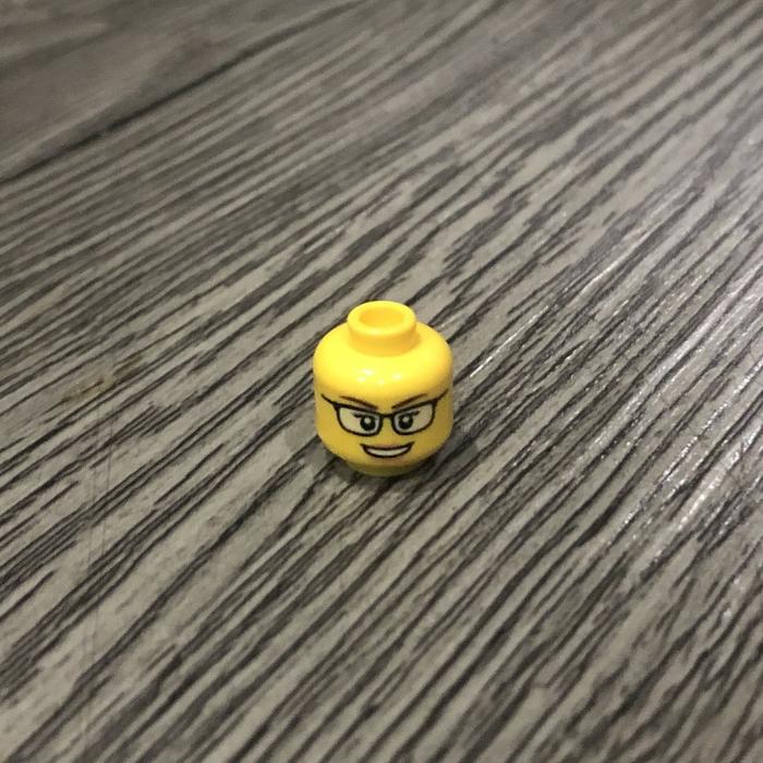 Jual Lego female head glasses b - Jakarta Utara - Go_brick | Tokopedia