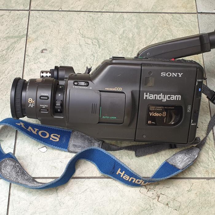 Jual Kamera Handycam Sony limited edition Preowned set - Jakarta Barat ...