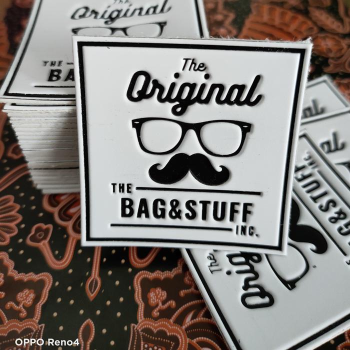 Jual label kulit sintetis label celana label tas embos sablon uk 5x5 cm ...