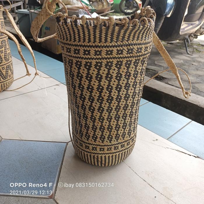 Jual Tas Anjat Khas Dayak. Tas Rotan. Tas Ransel Di Seller Velvet Store ...