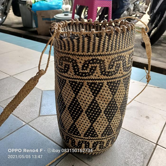 Jual Tas Anjat Khas Dayak. Tas Rotan. Tas Ransel Di Seller Velvet Store ...