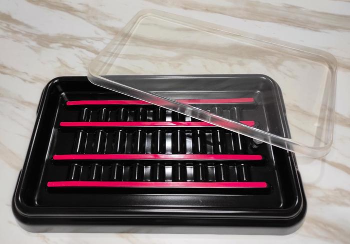 Jual Slide Staining Plate, Black Base, Transparent Lid - Jakarta Timur ...