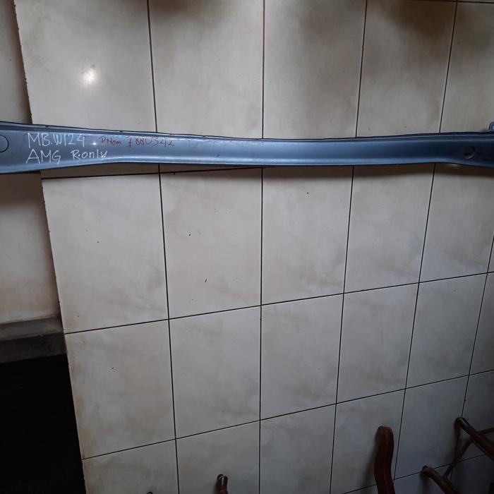 Jual Mercy mercedes boxer w124 AMG side skirt spoiler samping - Jakarta ...