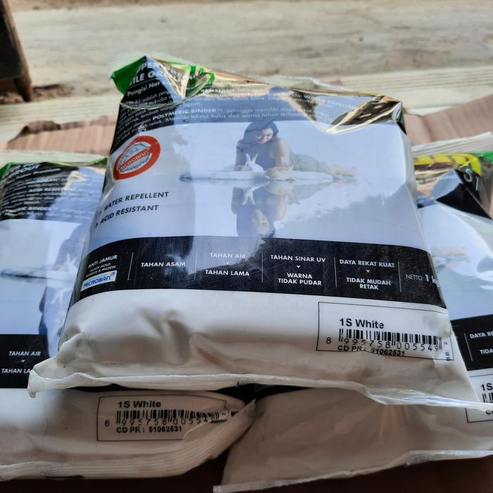 Jual Pengisi Nat Keramik Putih - AM 51 Premium Tile Grout - Kota Depok ...