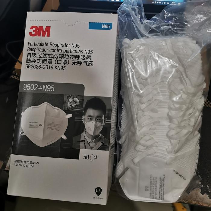Jual Masker N95 3M 9502+ / 9502 Particulate Respirator N95 1 Box isi 50 ...