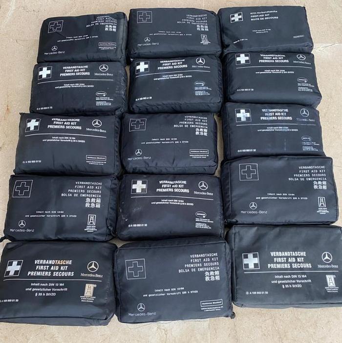 Jual p3k first aid kit mercedes benz kotak obat mercedes benz mercy ori ...