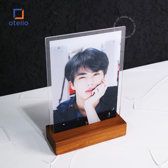 Jual Custom Cetak Foto Akrilik + Wooden Stand Frame Dekorasi Hadiah ...