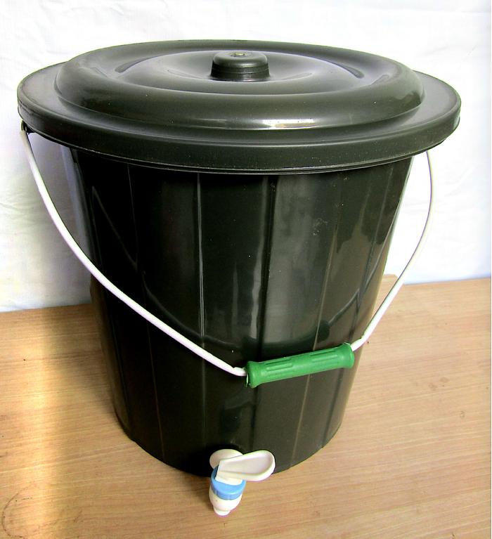 Jual Ember Dispenser / Ember Kran / Ember Cuci tangan / Ember 20 L ...