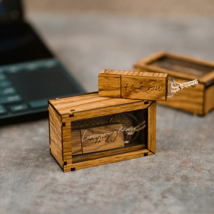 Jual Flashdisk Kayu 16GB + Kotak kayu Sliding Box Custom Design / Logo ...