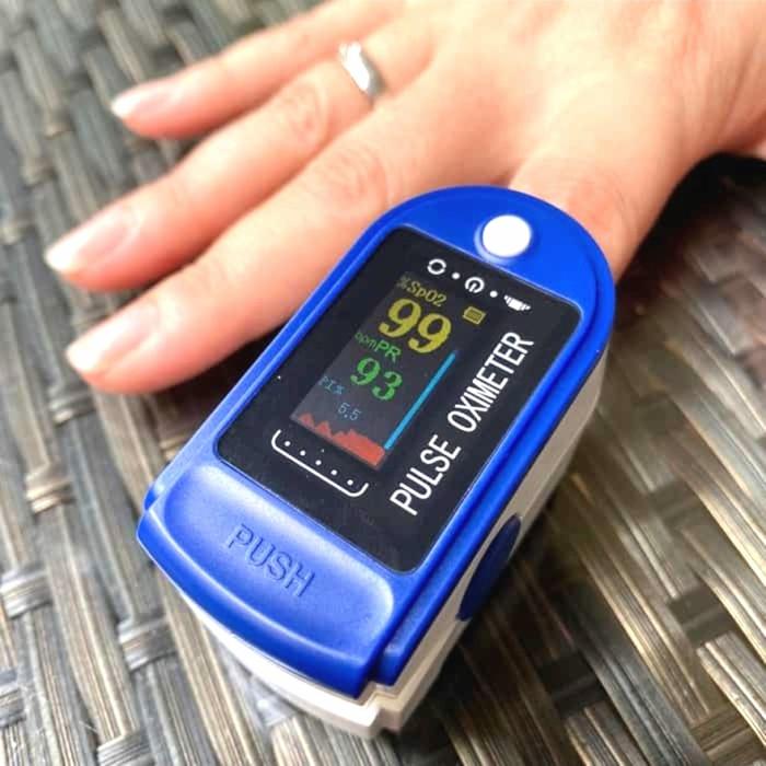 Jual Pulse Oximeter Fingertrip Alat Ukur Saturasi Oksigen oxygen LK88 ...