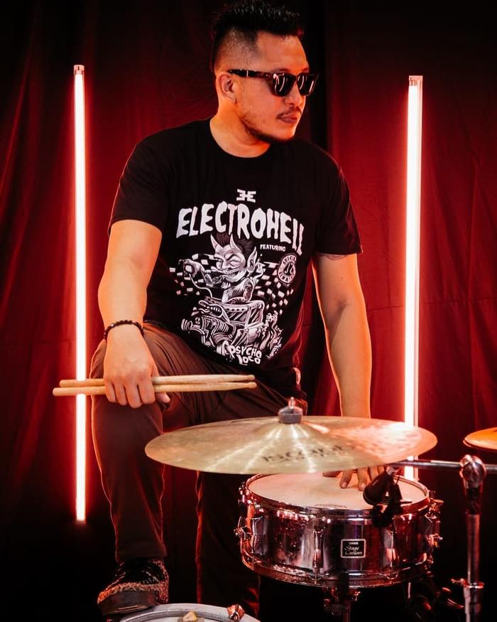 Jual MTSR ELECTROHELL X SUICIDALSINATRA - Kota Yogyakarta - Koffin ...