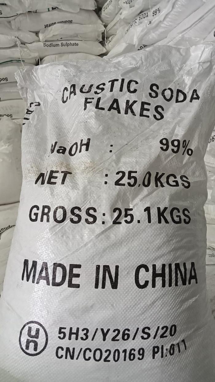 Jual Jual bahan kimia caustic soda flake NaOH ex china sak 25 kg soda ...