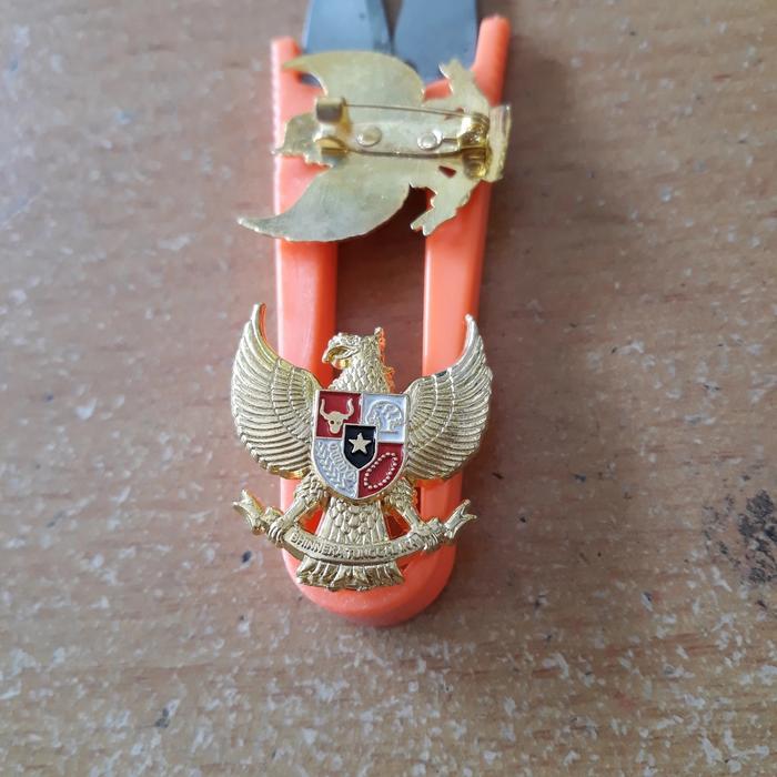 Jual pin garuda 3 cm - gold (emas), 3 cm - Jakarta Timur - garuda sakti ...