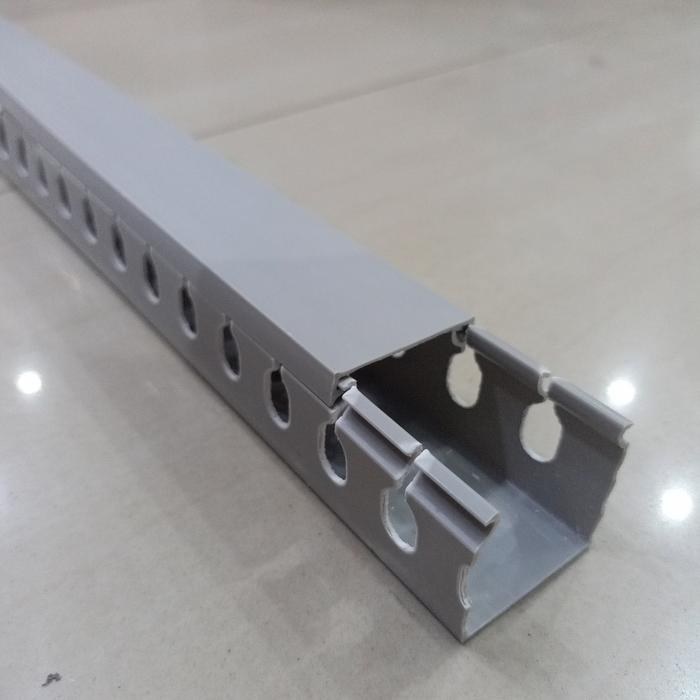 Jual Kabel Duct 45x45 Lubang Abu-abu / Wiring cable duct PVC - Kota ...