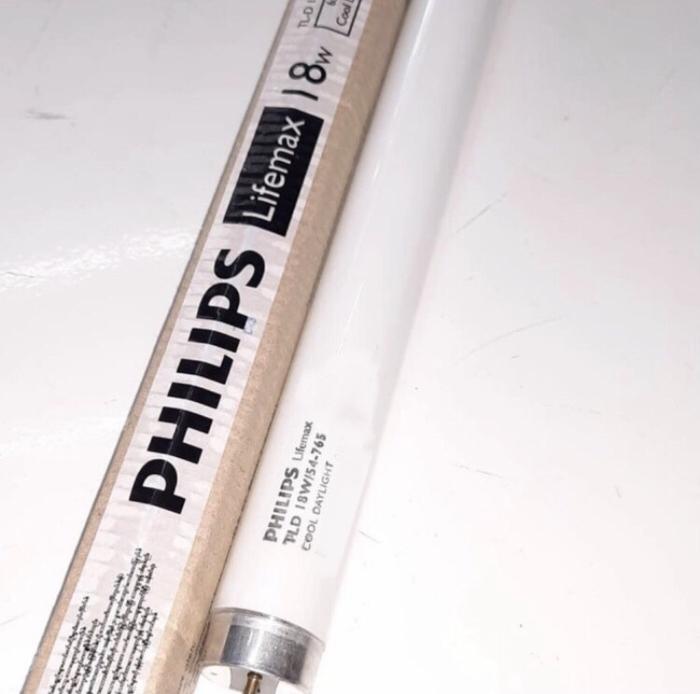 Jual Lampu TL Philips 18 Watt Putih T8 TLD 18W/54-765 Neon 6500K - Kota ...
