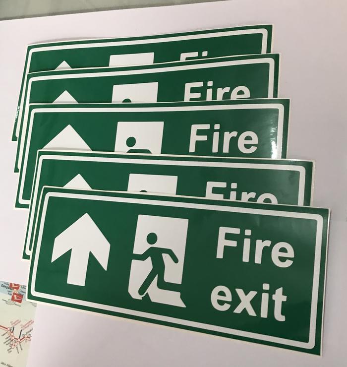Jual Sign stiker Fire exit Tangga kebakaran exit lari safety jalur ...