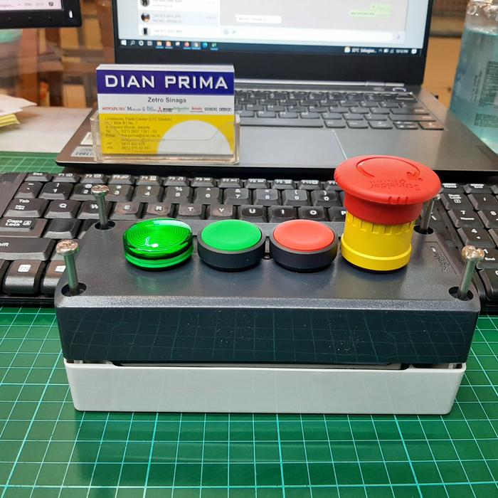 Jual Schneider Control Box isi Emergency Stop Start NC NC NO pilot lamp ...