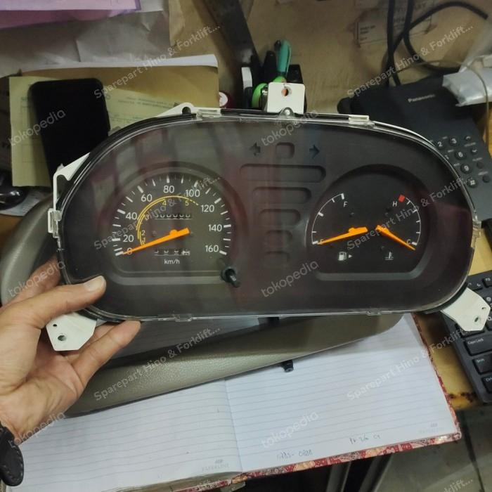 Jual Speedometer Hino Dutro / Toyota Dyna 12V ,Copotan Like New ...