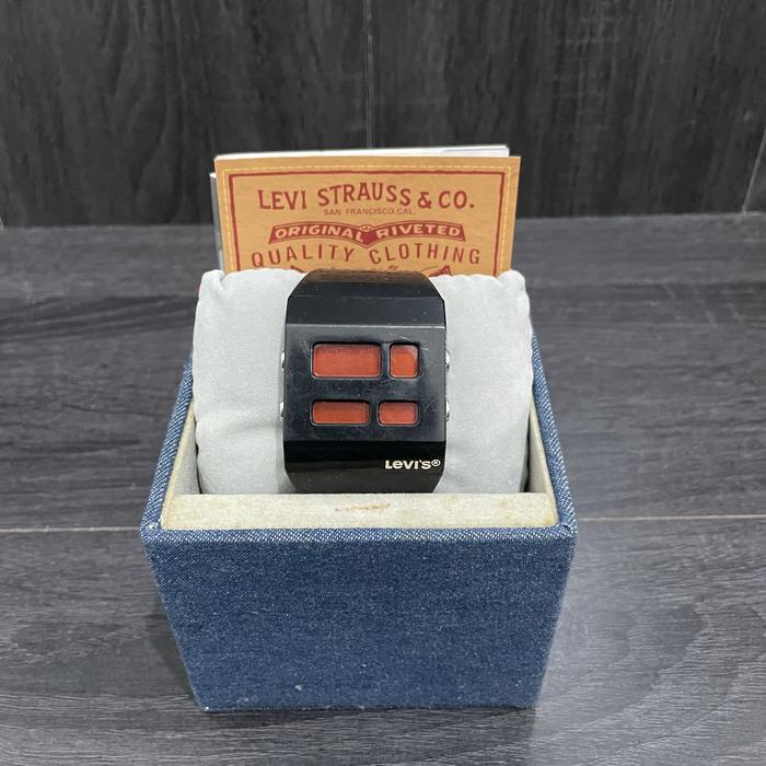 Jual Levi's watch digital original - Kota Bandung - Oneiro Elpida ...