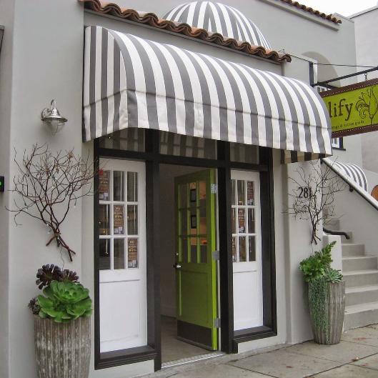 Jual kanopi kain awning, canopy tampiasan rumah/toko - Kota Tangerang ...