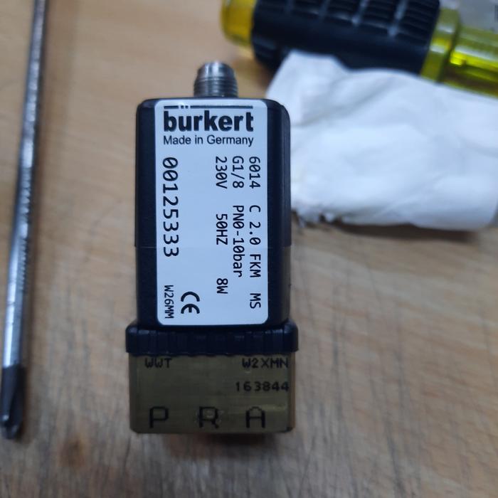 Jual SOLENOID VALVE BURKERT 6014 C 2.0 FKM MS 3/2 WAY 1/8 INCHI - Jakarta Barat - ANEKA ...