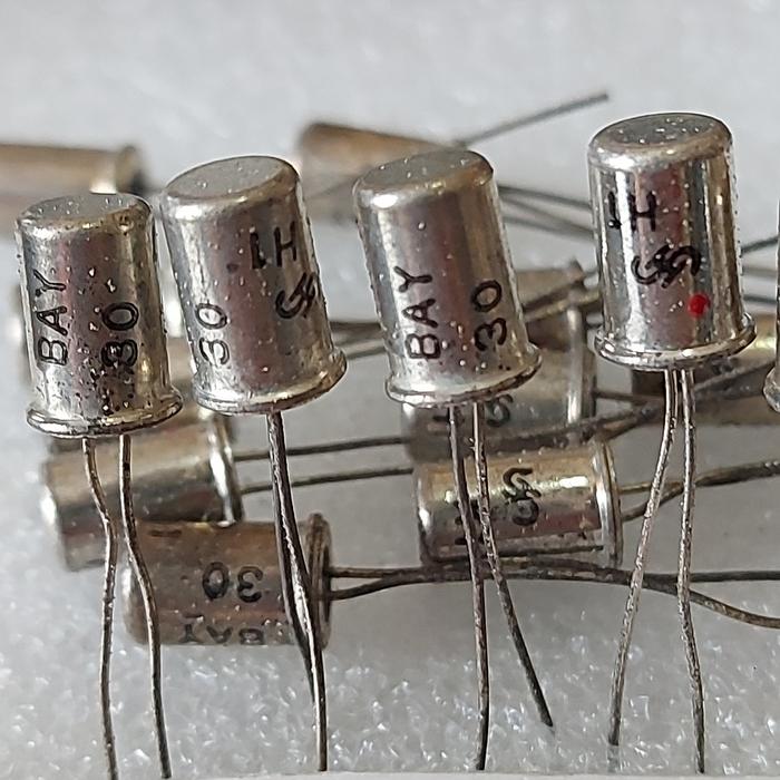 Jual diode BAY30 SIEMENS - Jakarta Barat - Varco Electronic | Tokopedia