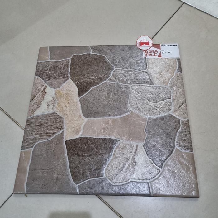 Jual Keramik ASIA TILE OSLO BROWN 40x40 kw1 kasar Batu Coklat Taman ...