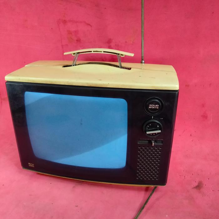 Jual tv robot putih gading nyala jvc jadul vintage antik lawas kuno ...