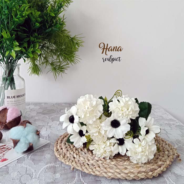 Jual Bunga krisan mix hydrangea/bunga plastik dekorasi - Putih - Kab ...