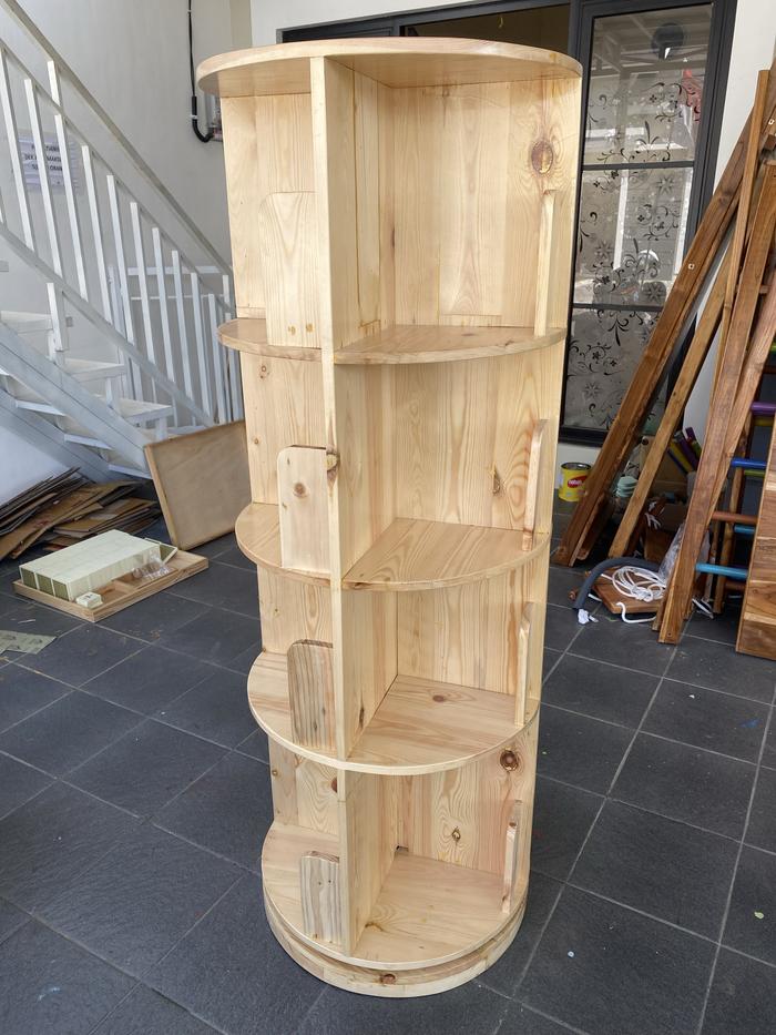 Jual Rak buku putar pinus - Tinggi 1,2m - Kab. Jombang - Keinaraayesha ...